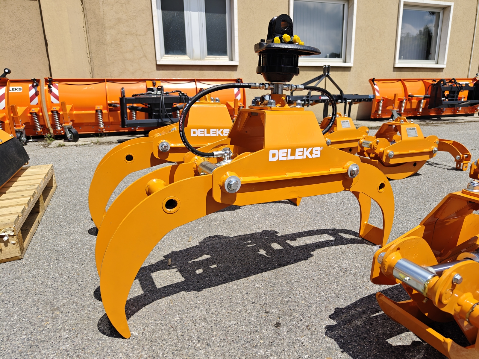Log grapple HARDOX made, with rotator for mini excavators and forest cranes